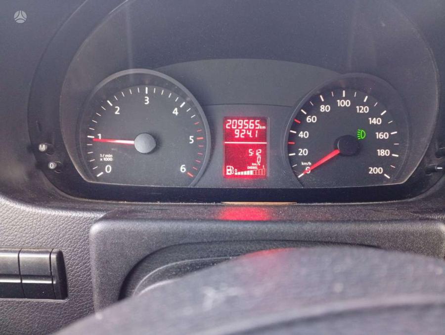 Zils Volkswagen Crafter 2016 Kauņa, ar dzinēja tilpumu 2.00 L un nobraukumu 230 tūkst. km par 6200 €, foto 9 vietnē AUTOMOTO.COM.LV