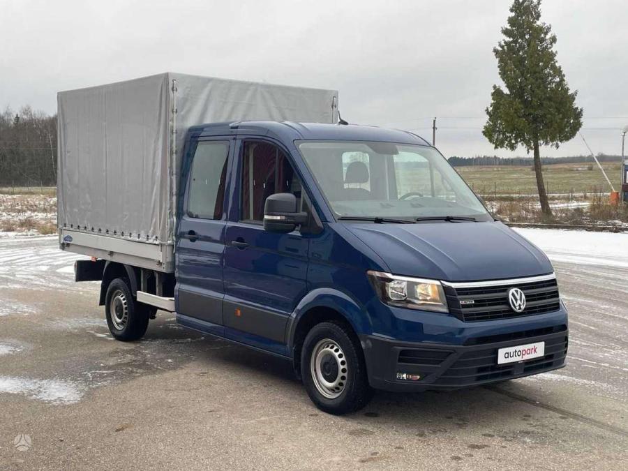Blue Volkswagen Crafter 2019 in Ukmerge, with an engine capacity of 1.97 L and mileage of 105 thousand km for 23900 €, photo 3 on AUTOMOTO.COM.LV