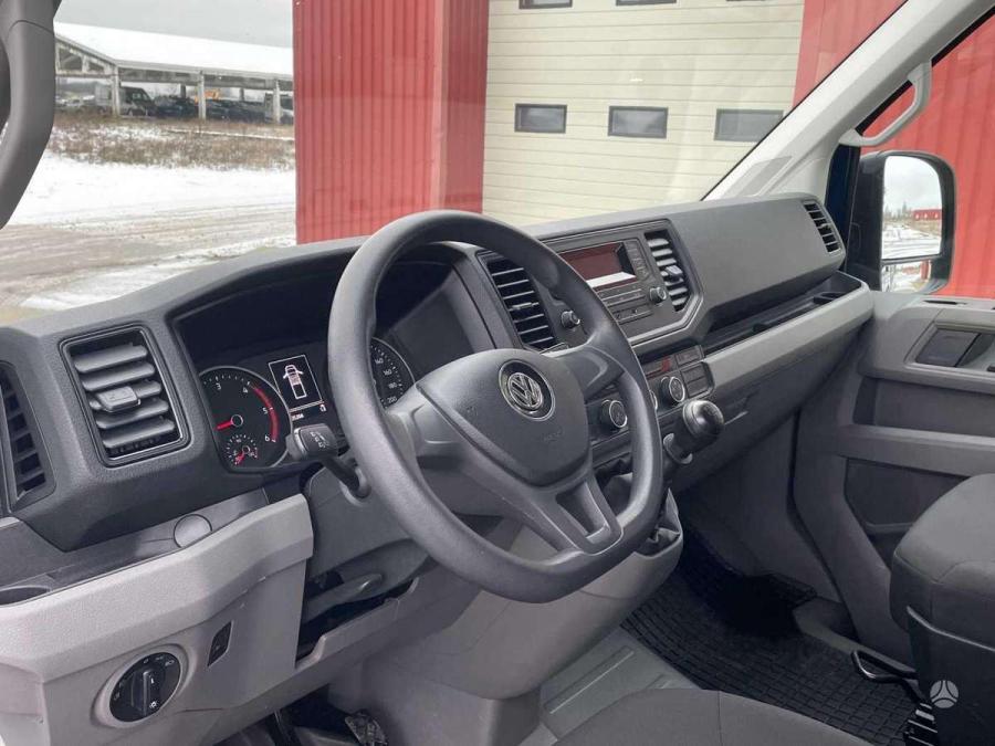 Blue Volkswagen Crafter 2019 in Ukmerge, with an engine capacity of 1.97 L and mileage of 105 thousand km for 23900 €, photo 6 on AUTOMOTO.COM.LV