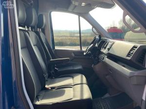 Blue Volkswagen Crafter 2019 in Vilnius, with an engine capacity of 2.00 L and mileage of 144 thousand km for 15900 €, photo 9 on AUTOMOTO.COM.LV