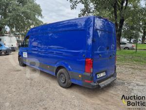 Blue Volkswagen Crafter 2019 in Vilnius, with an engine capacity of 1.97 L and mileage of 302 thousand km for 9075 €, photo 3 on AUTOMOTO.COM.LV