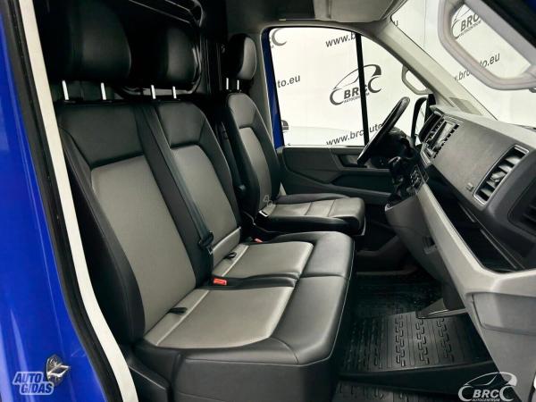 Blue Volkswagen Crafter 2019 in Avizieniai, with an engine capacity of 2.00 L and mileage of 334 thousand km for 12900 €, photo 5 on AUTOMOTO.COM.LV