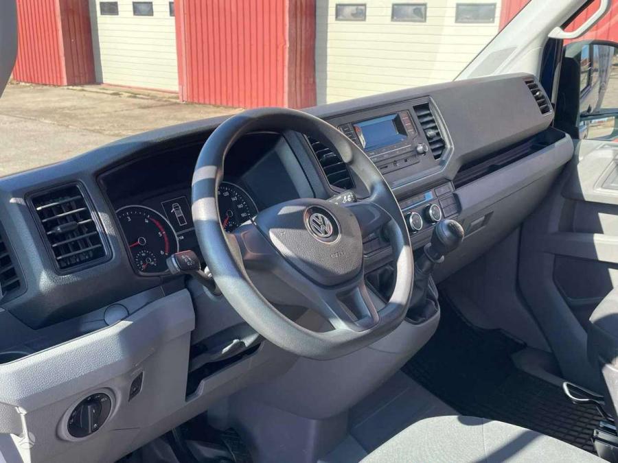 Blue Volkswagen Crafter 2019 in Ukmerge, with an engine capacity of 1.97 L and mileage of 71 thousand km for 24900 €, photo 9 on AUTOMOTO.COM.LV