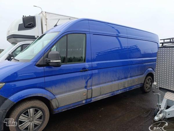 Blue Volkswagen Crafter 2020 in Avizieniai, with an engine capacity of 2.00 L and mileage of 311 thousand km for 9400 €, photo 2 on AUTOMOTO.COM.LV