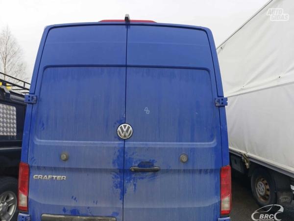 Blue Volkswagen Crafter 2020 in Avizieniai, with an engine capacity of 2.00 L and mileage of 311 thousand km for 9400 €, photo 6 on AUTOMOTO.COM.LV