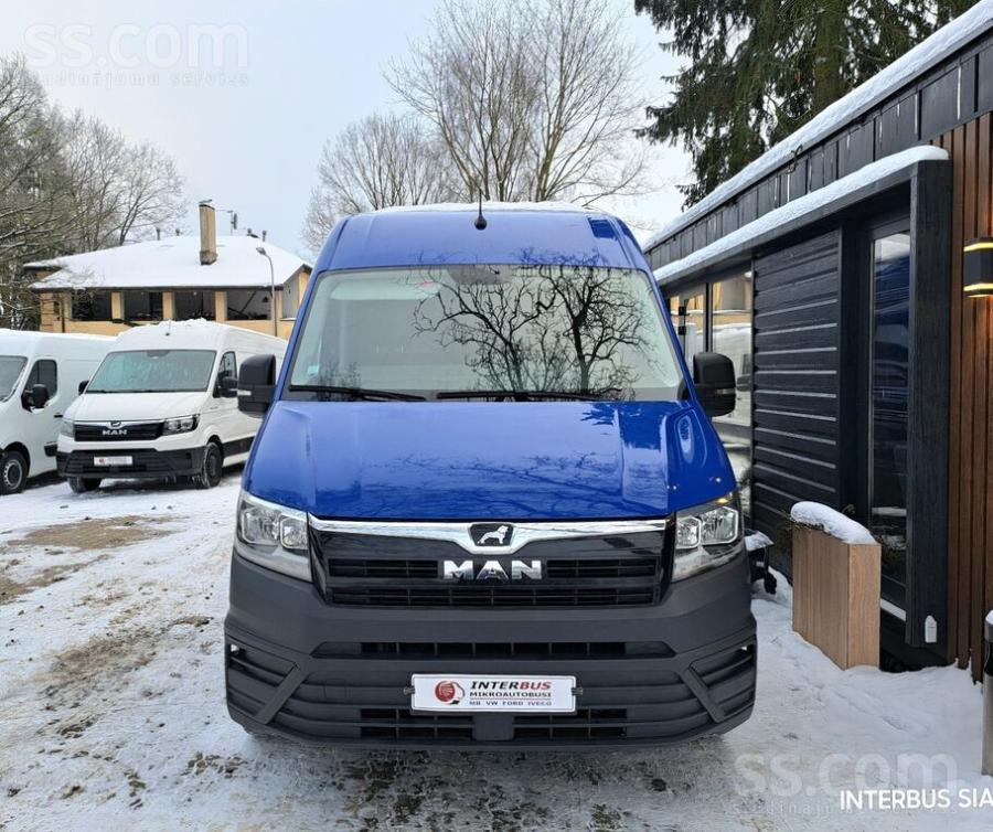 Blue Volkswagen Crafter 2022 in Riga, with an engine capacity of 2.00 L and mileage of 0 thousand km for 18755 €, photo 2 on AUTOMOTO.COM.LV