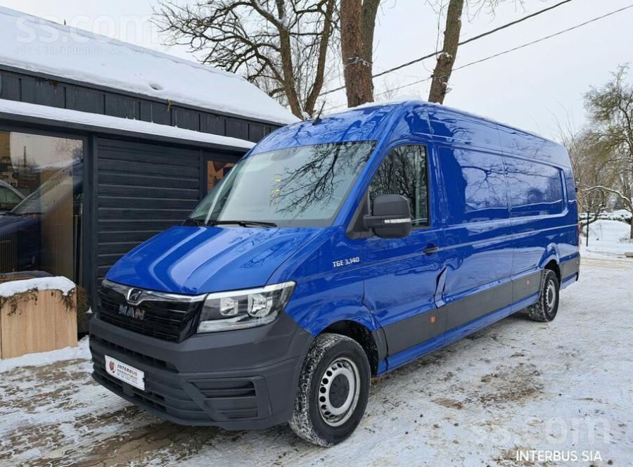 Blue Volkswagen Crafter 2022 in Riga, with an engine capacity of 2.00 L and mileage of 0 thousand km for 18755 €, photo 7 on AUTOMOTO.COM.LV
