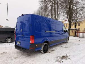 Blue Volkswagen Crafter 2023 in Taurage, with an engine capacity of 1.97 L and mileage of 212 thousand km for 17606 €, photo 5 on AUTOMOTO.COM.LV