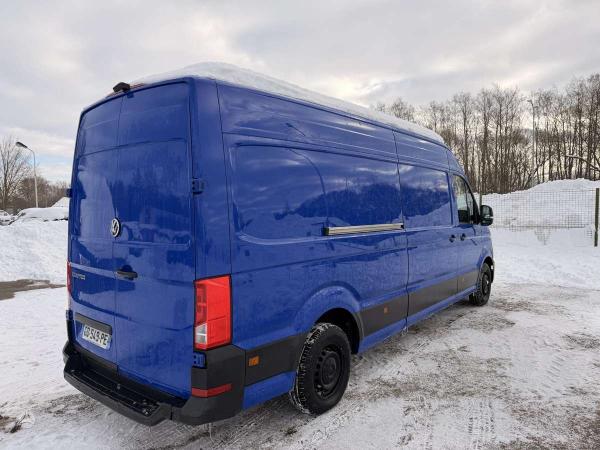 Blue Volkswagen Crafter 2023 in Taurage, with an engine capacity of 1.97 L and mileage of 212 thousand km for 17364 €, photo 5 on AUTOMOTO.COM.LV