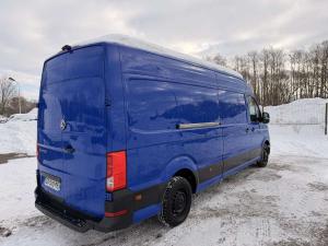 Blue Volkswagen Crafter 2023 in Taurage, with an engine capacity of 1.97 L and mileage of 212 thousand km for 17364 €, photo 5 on AUTOMOTO.COM.LV