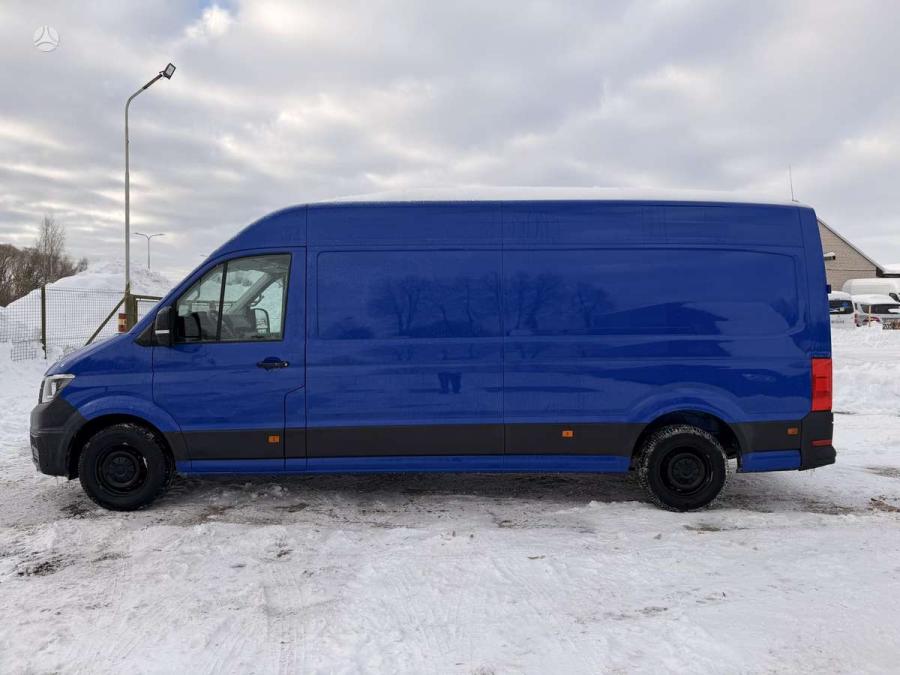 Blue Volkswagen Crafter 2023 in Taurage, with an engine capacity of 1.97 L and mileage of 212 thousand km for 17364 €, photo 7 on AUTOMOTO.COM.LV