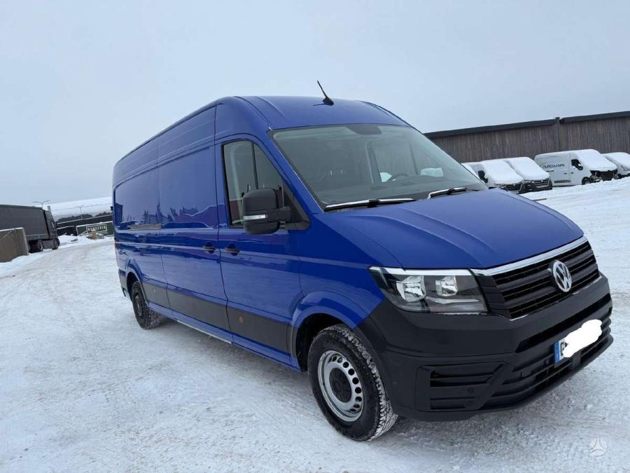 Blue Volkswagen Crafter 2023 in Kaunas, with an engine capacity of 2.00 L and mileage of 232 thousand km for 14950 €, photo 2 on AUTOMOTO.COM.LV