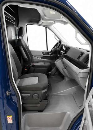 Blue Volkswagen Crafter 2026 in Kaunas, with an engine capacity of 1.97 L and mileage of 0 thousand km for 46100 €, photo 8 on AUTOMOTO.COM.LV