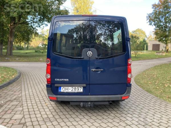 Blue Volkswagen Crafter 2006 in Jelgava, with an engine capacity of 2.50 L and mileage of 267 thousand km for 4950 €, photo 6 on AUTOMOTO.COM.LV