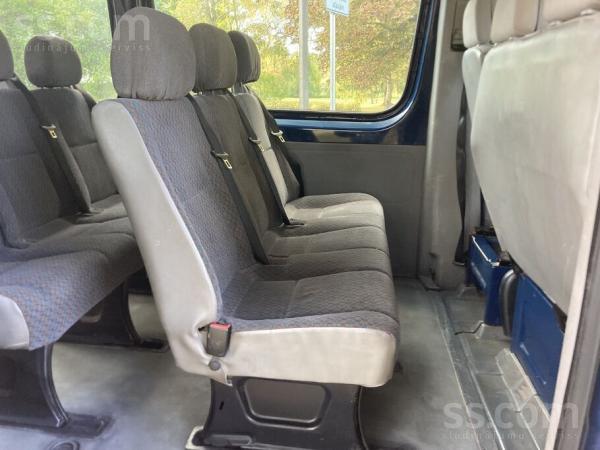 Blue Volkswagen Crafter 2006 in Jelgava, with an engine capacity of 2.50 L and mileage of 267 thousand km for 4950 €, photo 10 on AUTOMOTO.COM.LV