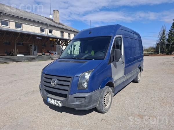 Blue Volkswagen Crafter 2009 in Talsi, with an engine capacity of 2.50 L and mileage of 483 thousand km for 1950 €, photo 1 on AUTOMOTO.COM.LV