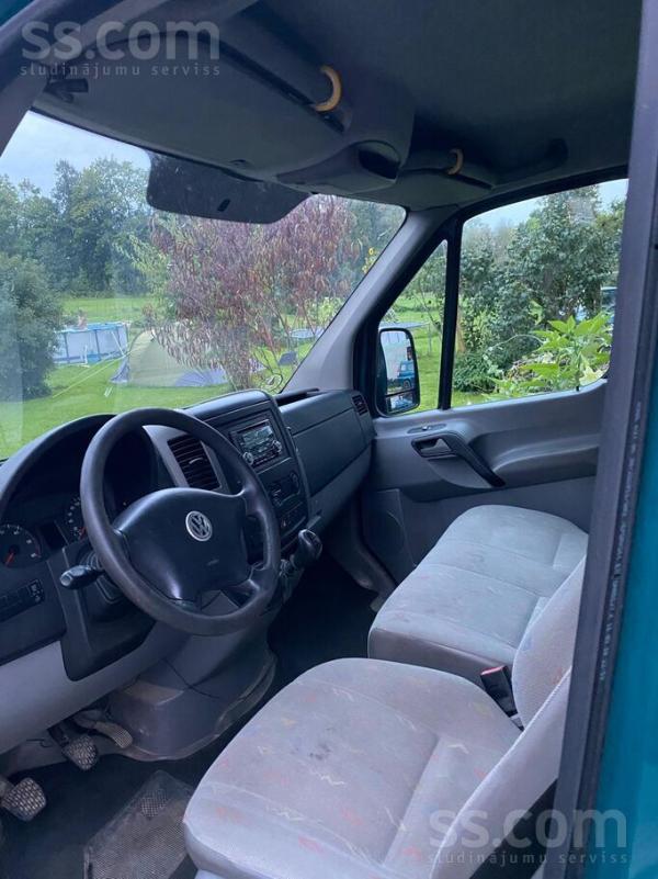 Zils Volkswagen Crafter 2010 Rīga, ar dzinēja tilpumu 2.50 L un nobraukumu 0 tūkst. km par 6500 €, foto 6 vietnē AUTOMOTO.COM.LV