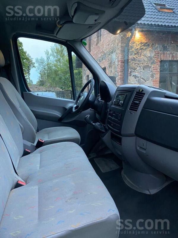 Zils Volkswagen Crafter 2010 Rīga, ar dzinēja tilpumu 2.50 L un nobraukumu 0 tūkst. km par 6500 €, foto 7 vietnē AUTOMOTO.COM.LV