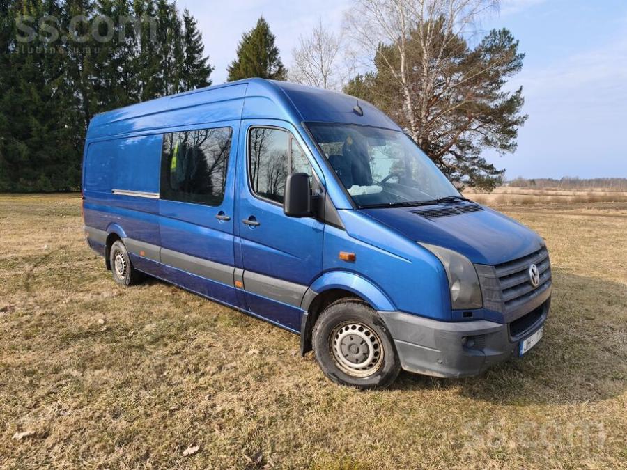 Zils Volkswagen Crafter 2013 Ogre, ar dzinēja tilpumu 2.00 L un nobraukumu 378 tūkst. km par 5600 €, foto 1 vietnē AUTOMOTO.COM.LV