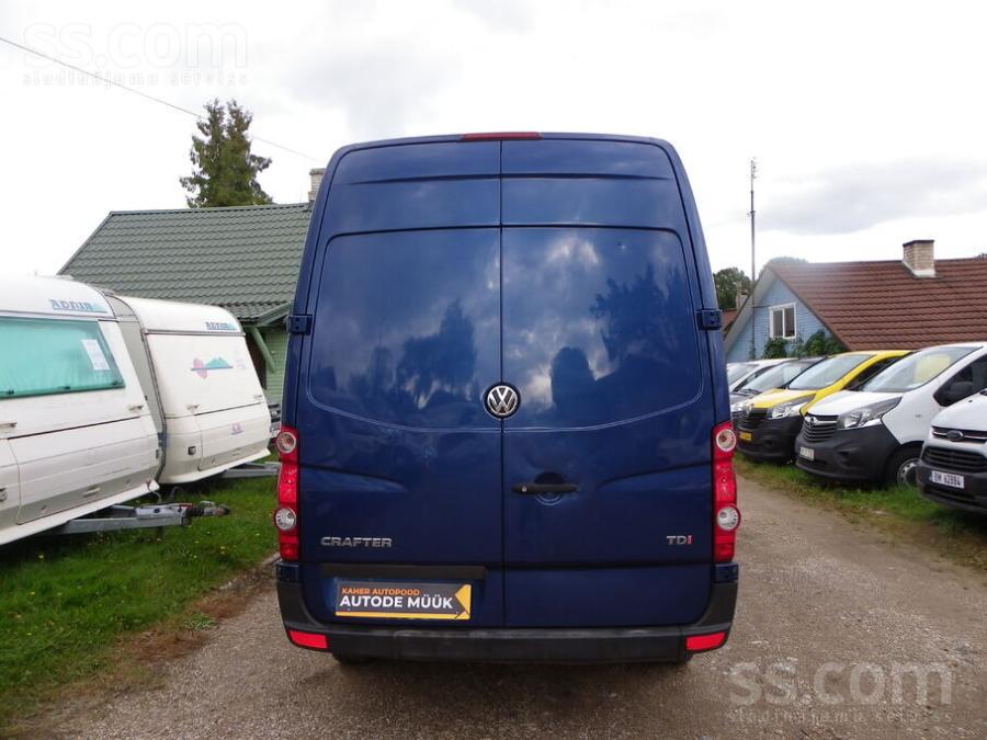 Zils Volkswagen Crafter 2013 Valka, ar dzinēja tilpumu 2.00 L un nobraukumu 227 tūkst. km par 7800 €, foto 7 vietnē AUTOMOTO.COM.LV