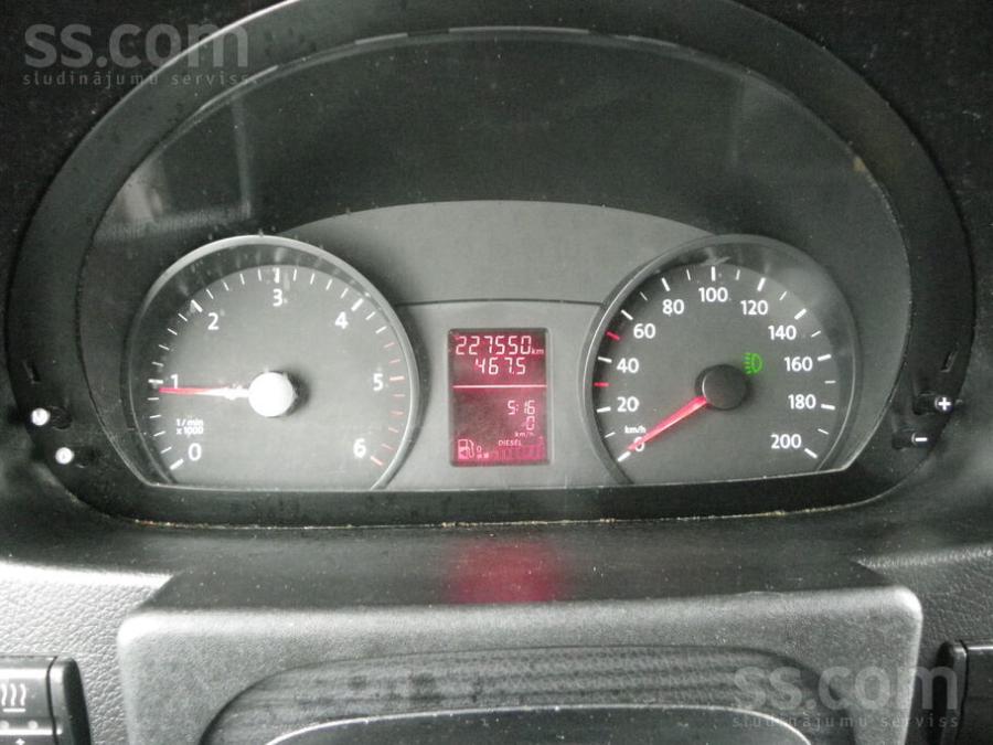 Zils Volkswagen Crafter 2013 Valka, ar dzinēja tilpumu 2.00 L un nobraukumu 227 tūkst. km par 7800 €, foto 10 vietnē AUTOMOTO.COM.LV