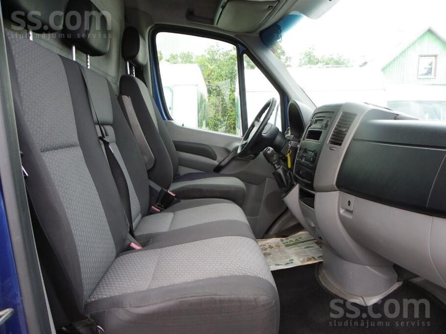Zils Volkswagen Crafter 2013 Valka, ar dzinēja tilpumu 2.00 L un nobraukumu 227 tūkst. km par 7800 €, foto 14 vietnē AUTOMOTO.COM.LV