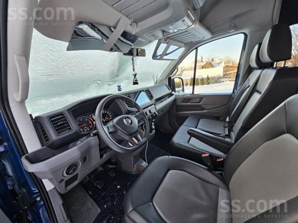 Zils Volkswagen Crafter 2019 Valmiera, ar dzinēja tilpumu 2.00 L un nobraukumu 209 tūkst. km par 23700 €, foto 2 vietnē AUTOMOTO.COM.LV