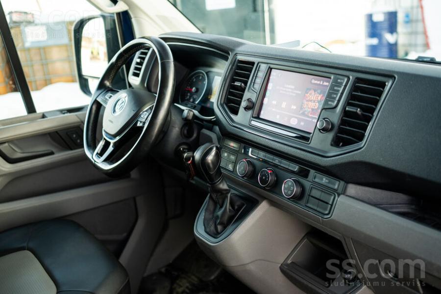 Blue Volkswagen Crafter 2020 in Valmiera, with an engine capacity of 2.00 L and mileage of 204 thousand km for 18500 €, photo 22 on AUTOMOTO.COM.LV