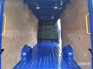 Zils Volkswagen Crafter 2022 Rīga, ar dzinēja tilpumu 2.00 L un nobraukumu 0 tūkst. km par 24745 €, foto 13 vietnē AUTOMOTO.COM.LV