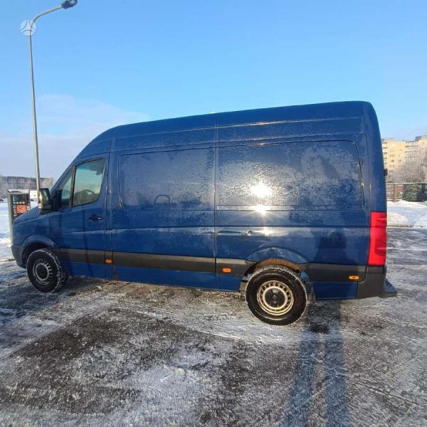 Blue Volkswagen Crafter 2013 in Panevezys, with an engine capacity of 1.97 L and mileage of 529 thousand km for 3900 €, photo 4 on AUTOMOTO.COM.LV