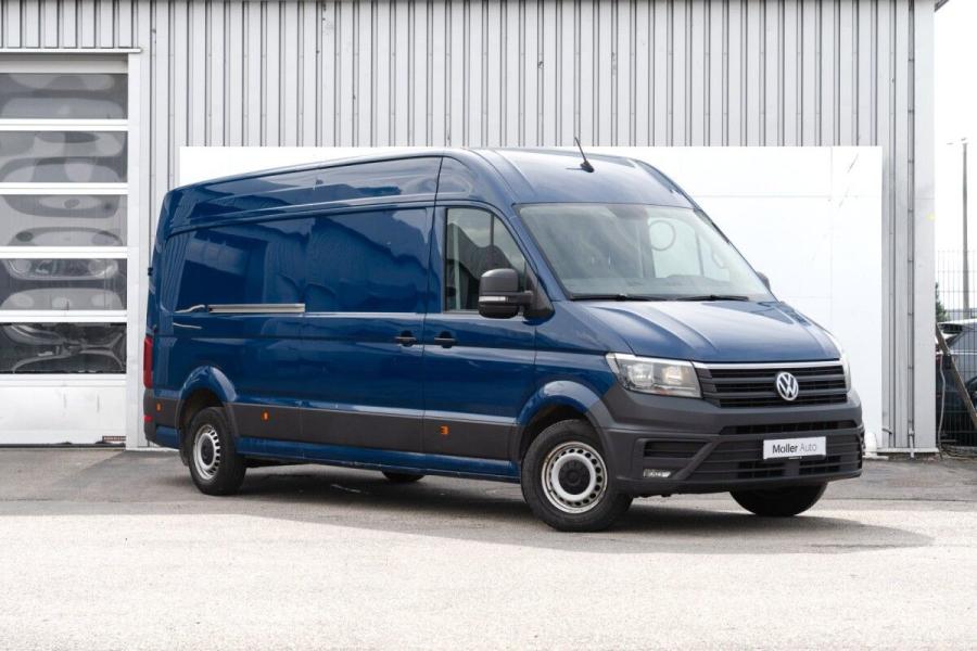 Blue Volkswagen Crafter 2020 in Riga, with an engine capacity of 2.00 L and mileage of 280 thousand km for 12950 €, photo 3 on AUTOMOTO.COM.LV
