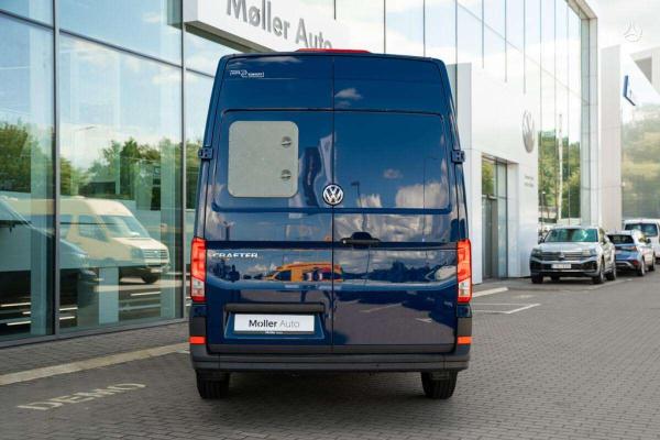 Blue Volkswagen Crafter 2023 in Vilnius, with an engine capacity of 2.00 L and mileage of 120 thousand km for 29990 €, photo 6 on AUTOMOTO.COM.LV
