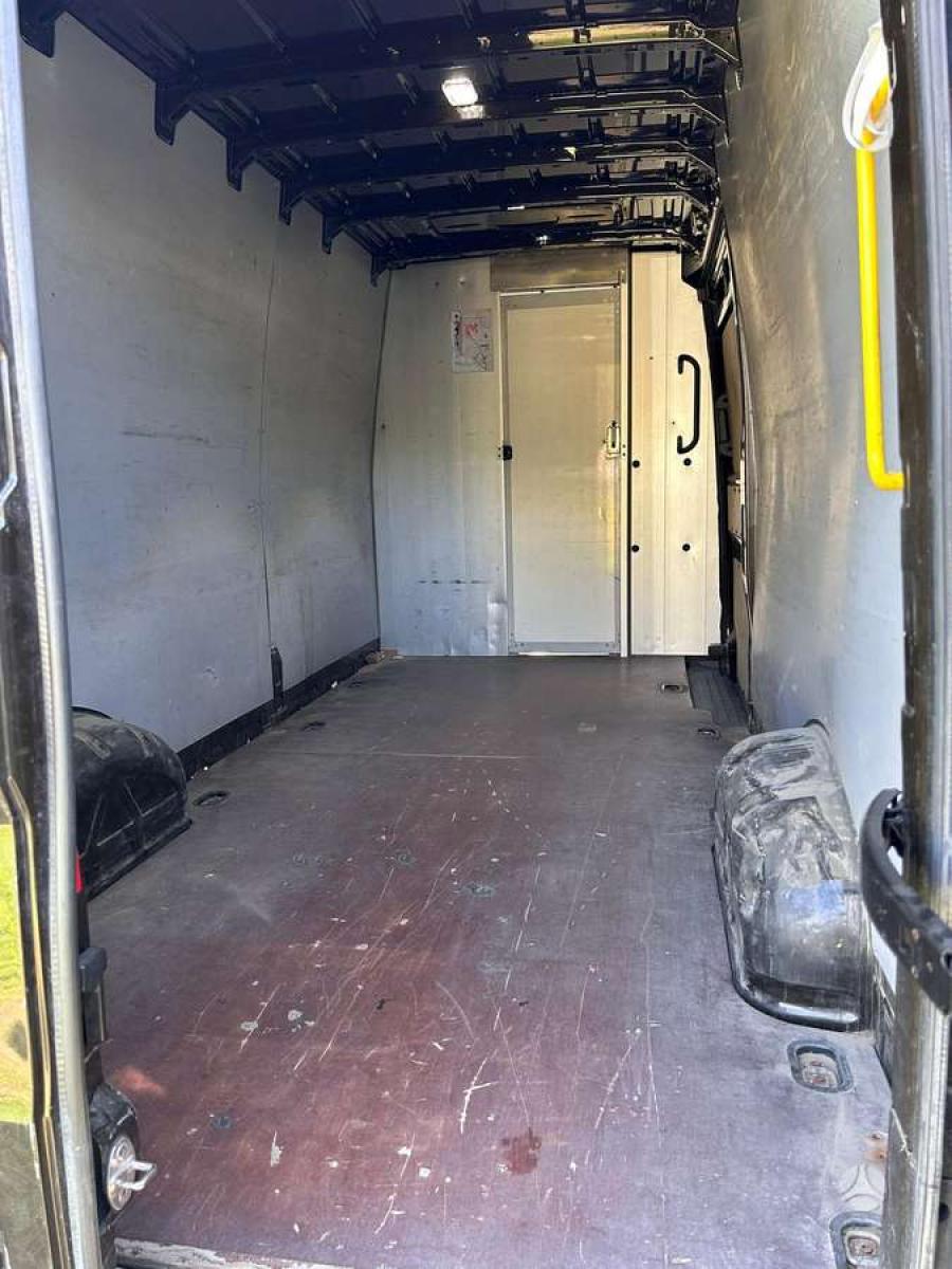 Brūns Volkswagen Crafter 2017 Kauņa, ar dzinēja tilpumu 1.97 L un nobraukumu 258 tūkst. km par 11979 €, foto 7 vietnē AUTOMOTO.COM.LV
