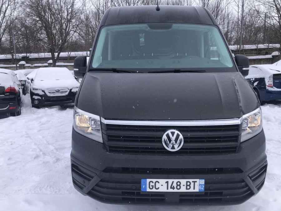 Brown Volkswagen Crafter 2021 in Klaipeda, with an engine capacity of 2.00 L and mileage of 211 thousand km for 13800 €, photo 3 on AUTOMOTO.COM.LV