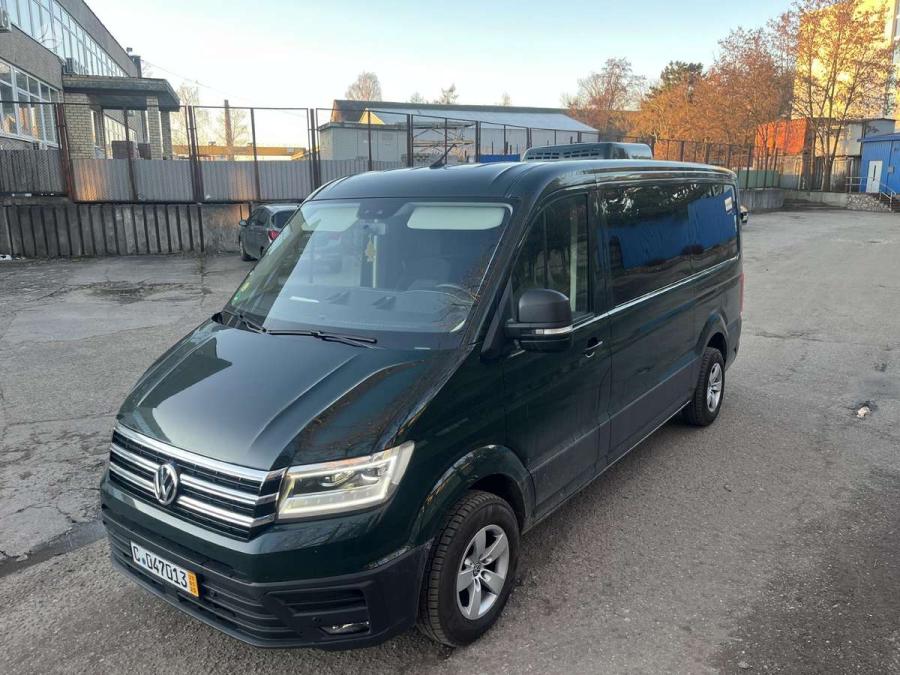 Green Volkswagen Crafter 2019 in Kaunas, with an engine capacity of 2.00 L and mileage of 258 thousand km for 28500 €, photo 2 on AUTOMOTO.COM.LV