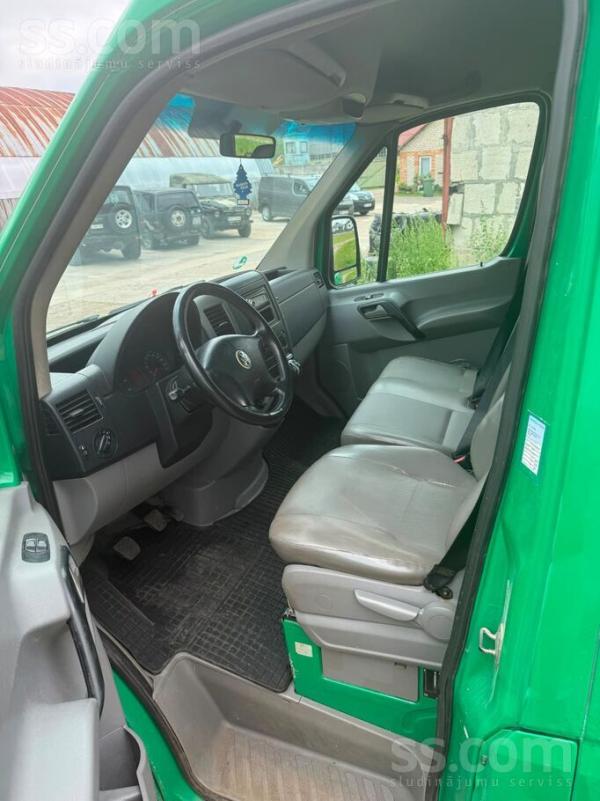 Zaļš Volkswagen Crafter 2008 Jelgava, ar dzinēja tilpumu 2.50 L un nobraukumu 396 tūkst. km par 4800 €, foto 7 vietnē AUTOMOTO.COM.LV