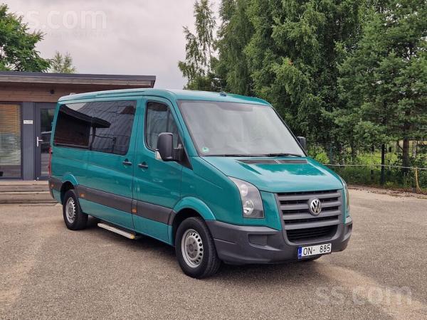 Green Volkswagen Crafter 2009 in Valmiera, with an engine capacity of 2.50 L and mileage of 227 thousand km for 9500 €, photo 2 on AUTOMOTO.COM.LV