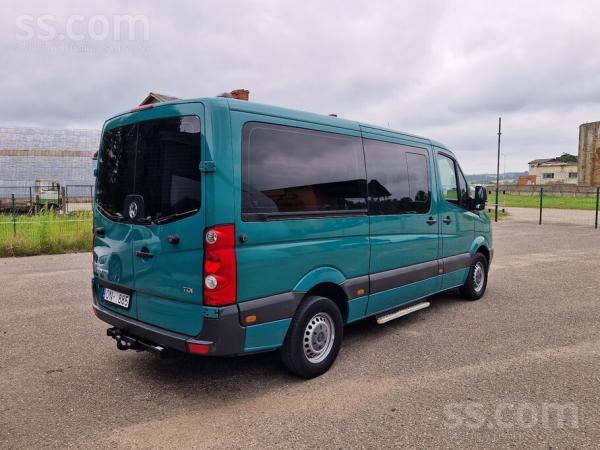 Green Volkswagen Crafter 2009 in Valmiera, with an engine capacity of 2.50 L and mileage of 227 thousand km for 9500 €, photo 4 on AUTOMOTO.COM.LV