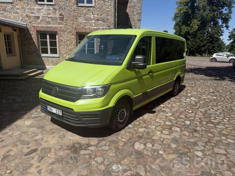 Green Volkswagen Crafter 2017 in Jekabpils, with an engine capacity of 2.00 L and mileage of 288 thousand km for 15200 €, photo 1 on AUTOMOTO.COM.LV