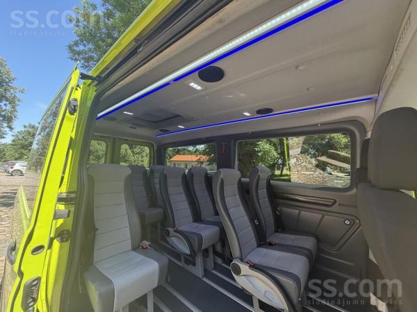 Green Volkswagen Crafter 2017 in Jekabpils, with an engine capacity of 2.00 L and mileage of 288 thousand km for 15200 €, photo 6 on AUTOMOTO.COM.LV
