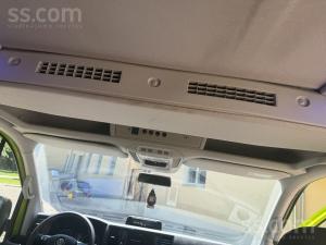 Green Volkswagen Crafter 2017 in Jekabpils, with an engine capacity of 2.00 L and mileage of 288 thousand km for 15200 €, photo 10 on AUTOMOTO.COM.LV