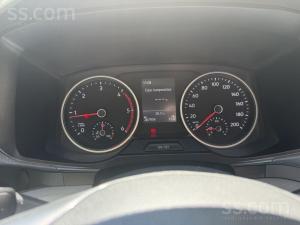 Green Volkswagen Crafter 2017 in Jekabpils, with an engine capacity of 2.00 L and mileage of 288 thousand km for 15200 €, photo 14 on AUTOMOTO.COM.LV