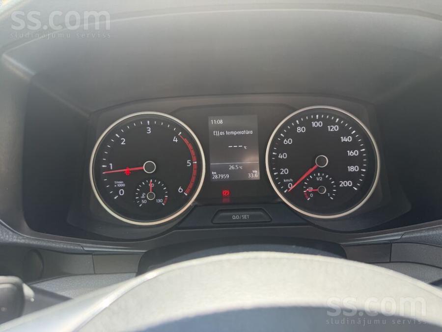 Green Volkswagen Crafter 2017 in Jekabpils, with an engine capacity of 2.00 L and mileage of 288 thousand km for 15200 €, photo 14 on AUTOMOTO.COM.LV