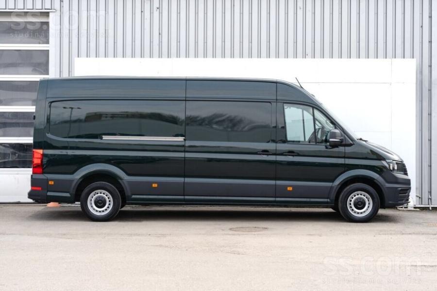 Green Volkswagen Crafter 2024 in Riga, with an engine capacity of 2.00 L and mileage of 58 thousand km for 34950 €, photo 5 on AUTOMOTO.COM.LV
