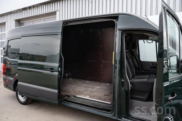Green Volkswagen Crafter 2024 in Riga, with an engine capacity of 2.00 L and mileage of 58 thousand km for 34950 €, photo 6 on AUTOMOTO.COM.LV