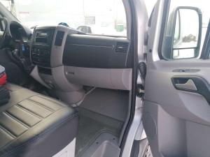 Pelēks Volkswagen Crafter 2007 Tauragė, ar dzinēja tilpumu 0.00 L un nobraukumu 221 tūkst. km par 7300 €, foto 10 vietnē AUTOMOTO.COM.LV