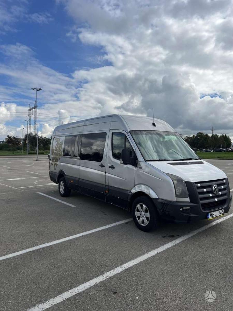 Pelēks Volkswagen Crafter 2007 Šauļi, ar dzinēja tilpumu 2.50 L un nobraukumu 56 tūkst. km par 4800 €, foto 4 vietnē AUTOMOTO.COM.LV