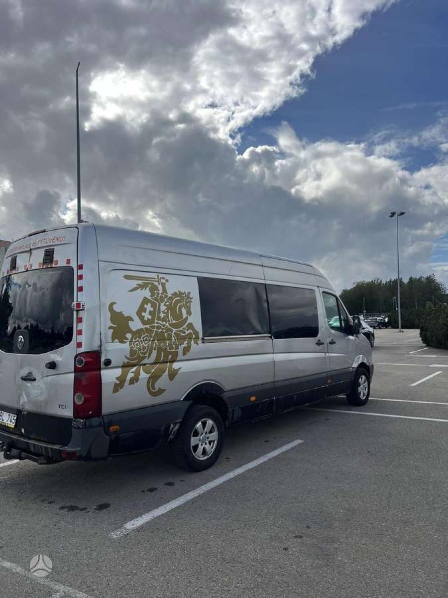 Pelēks Volkswagen Crafter 2007 Šauļi, ar dzinēja tilpumu 2.50 L un nobraukumu 56 tūkst. km par 4800 €, foto 5 vietnē AUTOMOTO.COM.LV