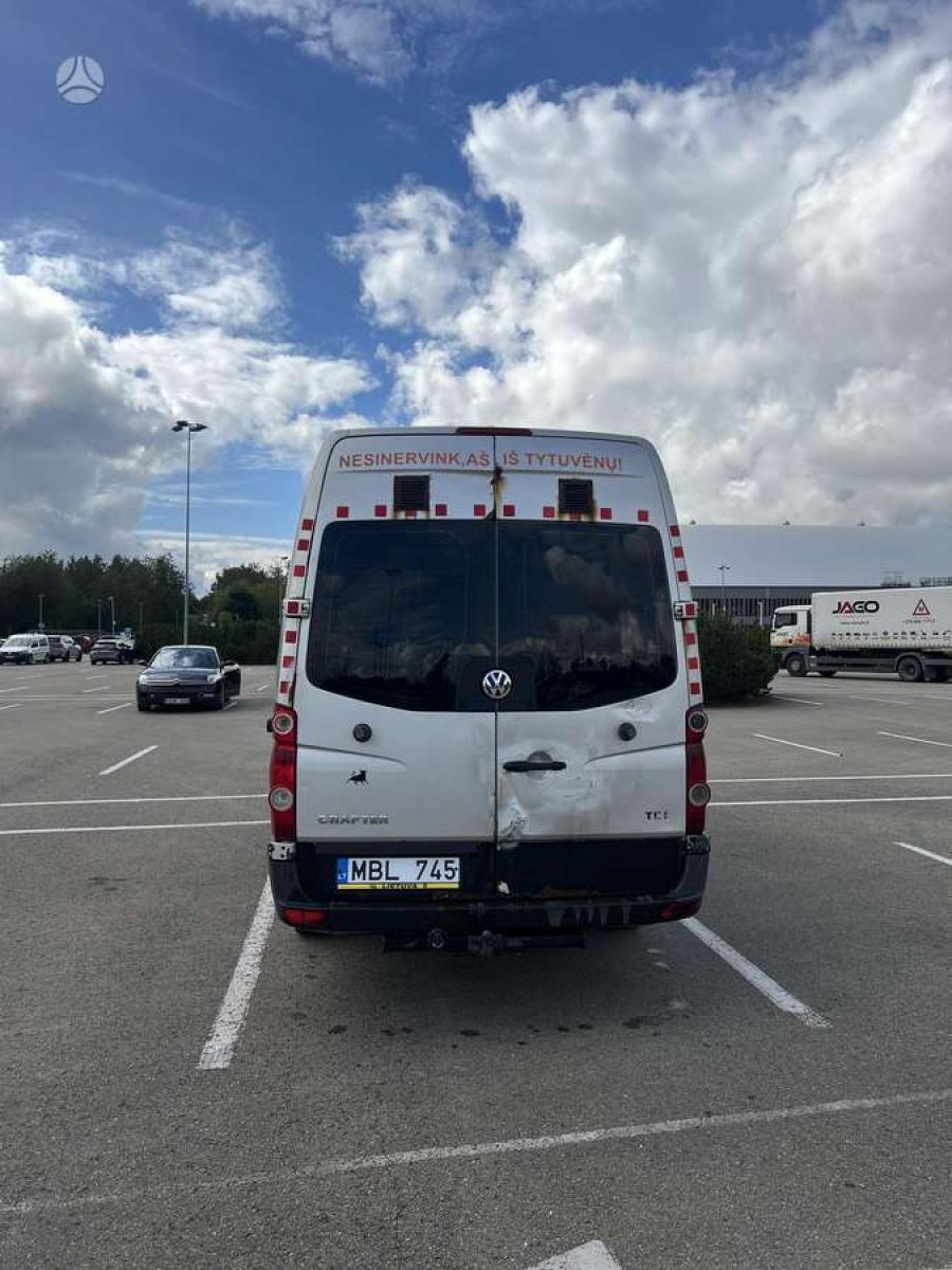 Pelēks Volkswagen Crafter 2007 Šauļi, ar dzinēja tilpumu 2.50 L un nobraukumu 56 tūkst. km par 4800 €, foto 6 vietnē AUTOMOTO.COM.LV