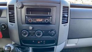 Pelēks Volkswagen Crafter 2013 Marijampole, ar dzinēja tilpumu 1.97 L un nobraukumu 442 tūkst. km par 11798 €, foto 13 vietnē AUTOMOTO.COM.LV